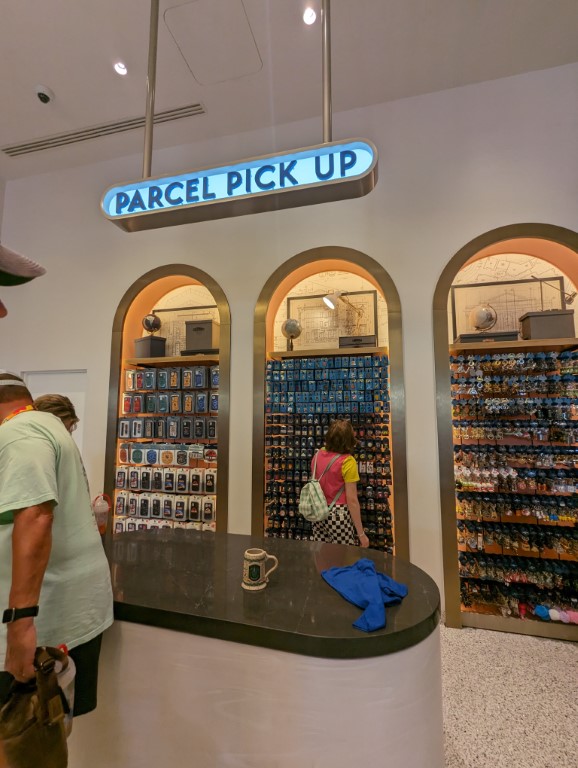 Complimentary Package Pick-Up and Delivery at Universal Orlando
